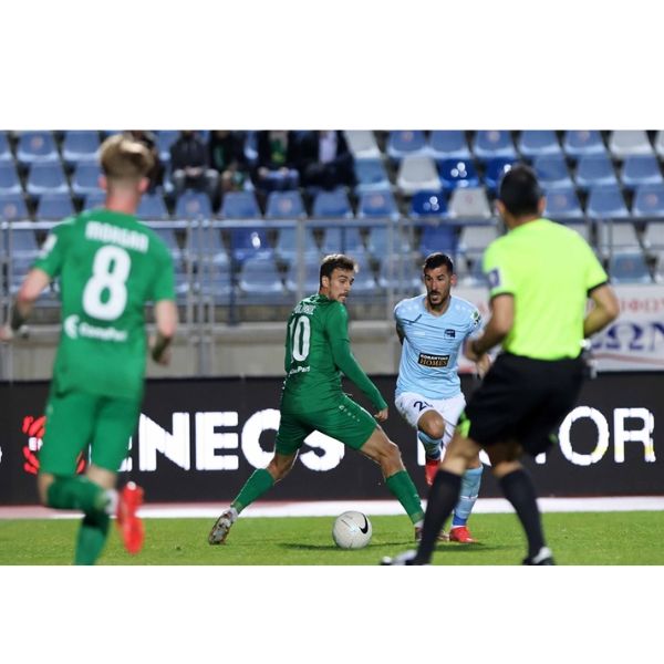 The new forces of Cypriot Football clash (Aris-Paphos) - The action ...